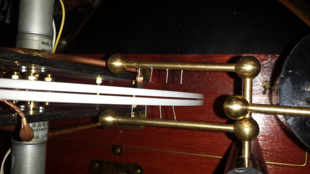 Wimshurst Machine - Extreme Electronics