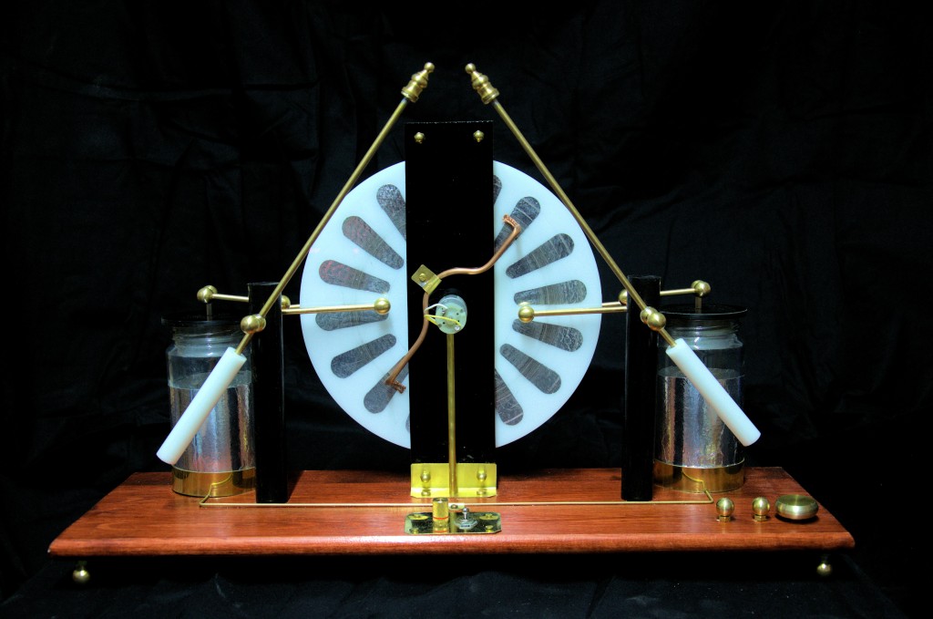 Wimshurst Machine - Extreme Electronics
